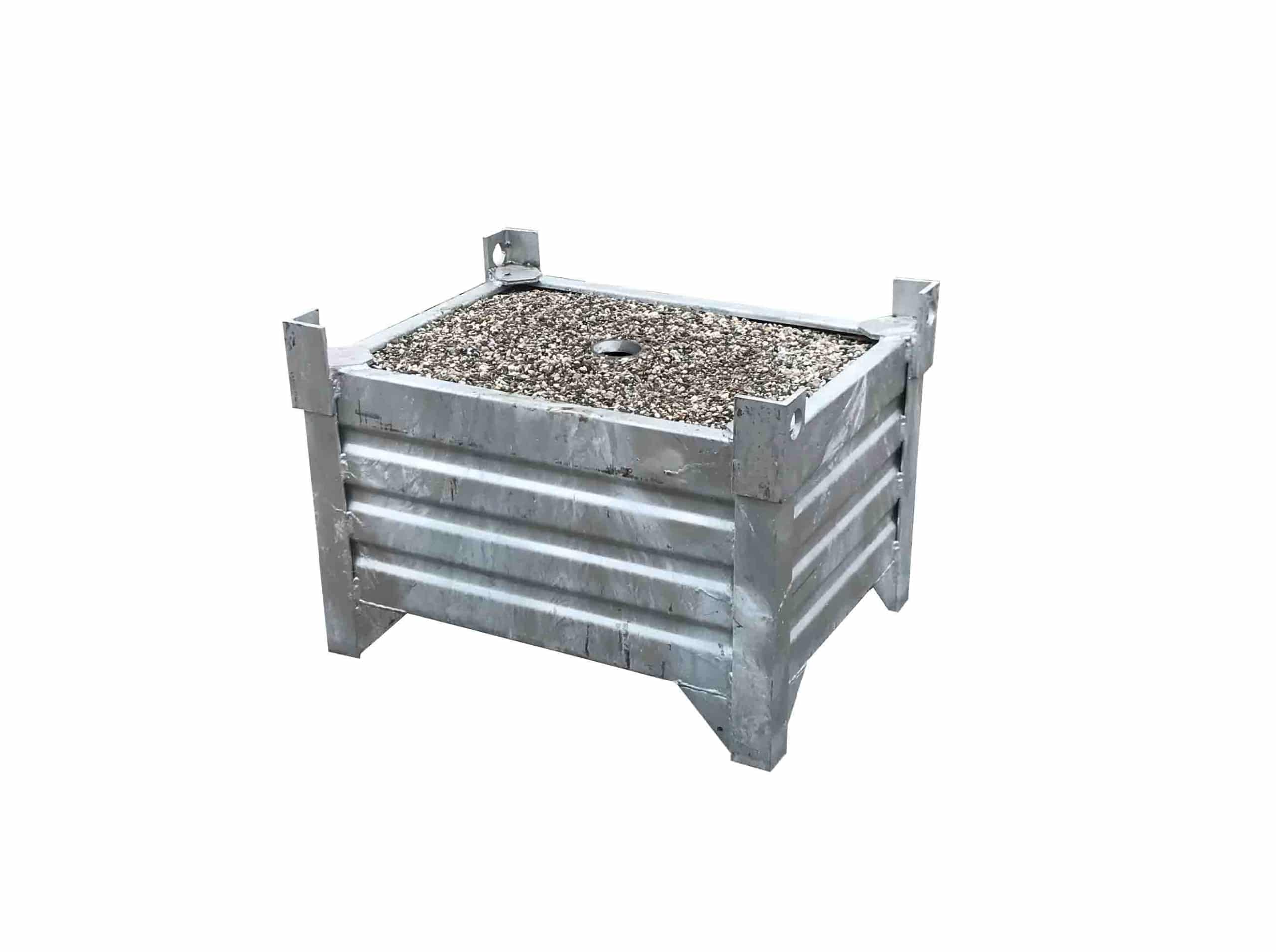 Concrete base for fence | For rent | - Godik.dk